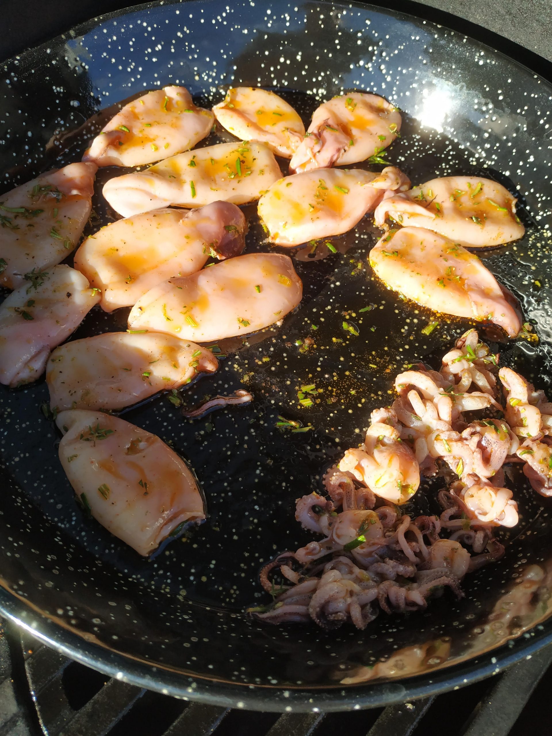 Rezepte für gegrillte Calamaretti und Pamboli